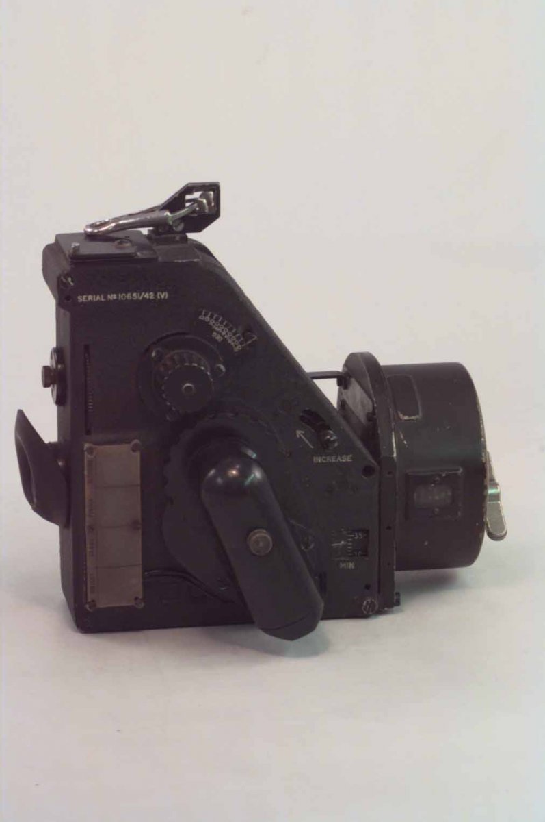 A.M. Bubble Sextant Mark IXA - Physics Museum - The University of ...